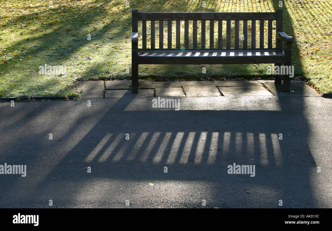 backlit park bench early one frosty morning Stock Photo - Alamy