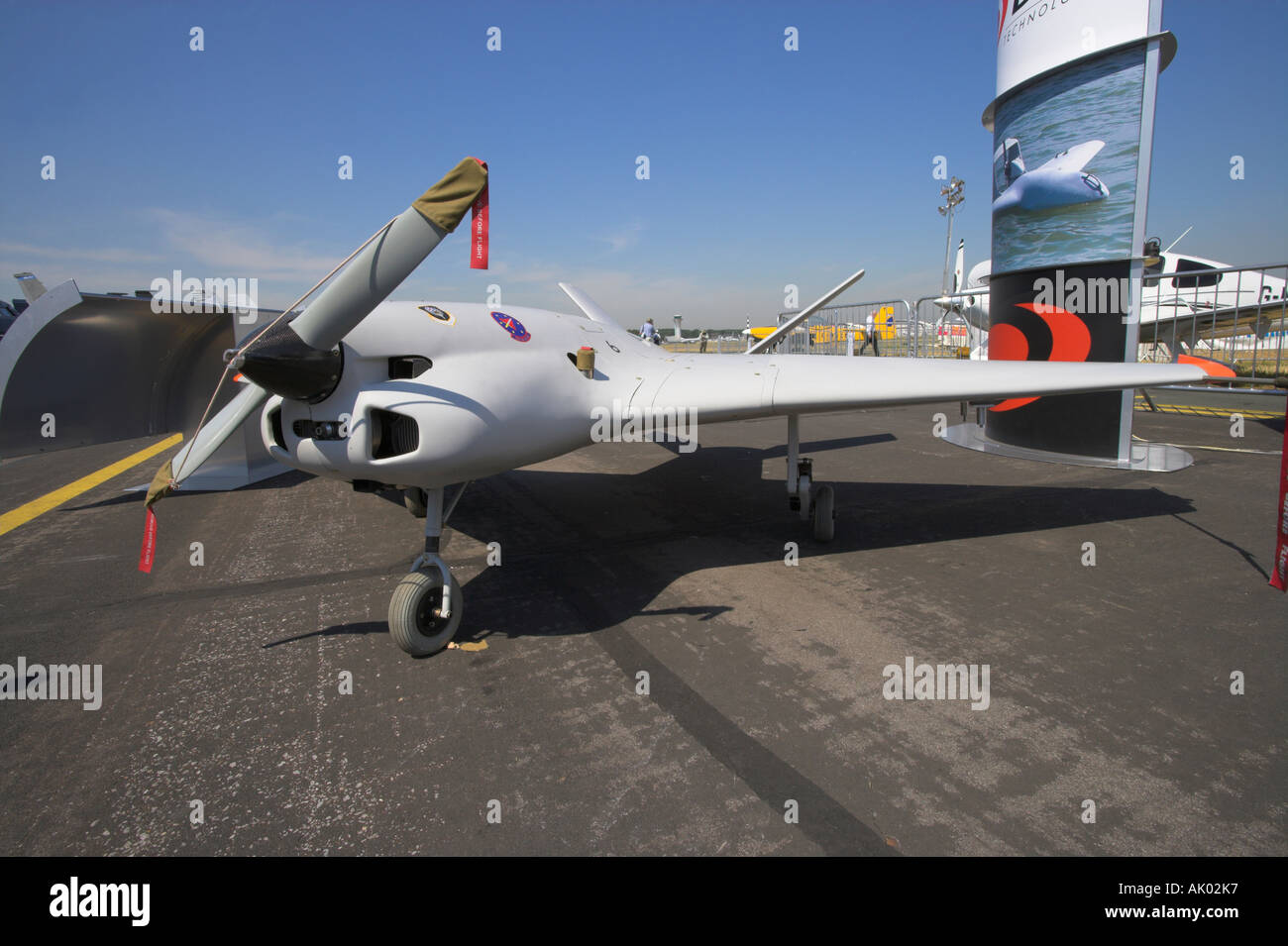 Unmanned Sentry HP by DRS Technology Stock Photo - Alamy