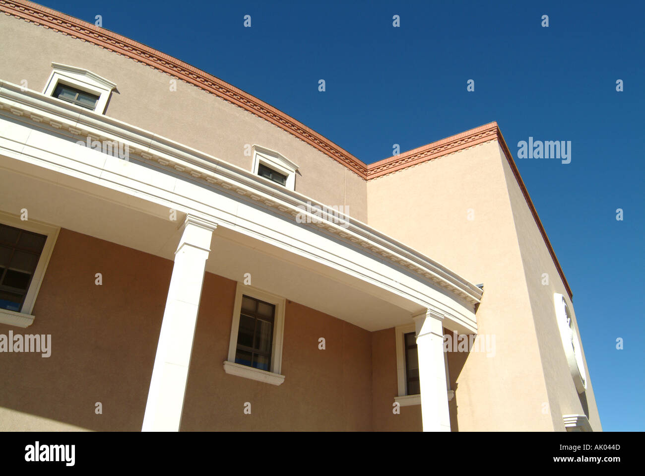 Modern kiva hi-res stock photography and images - Alamy