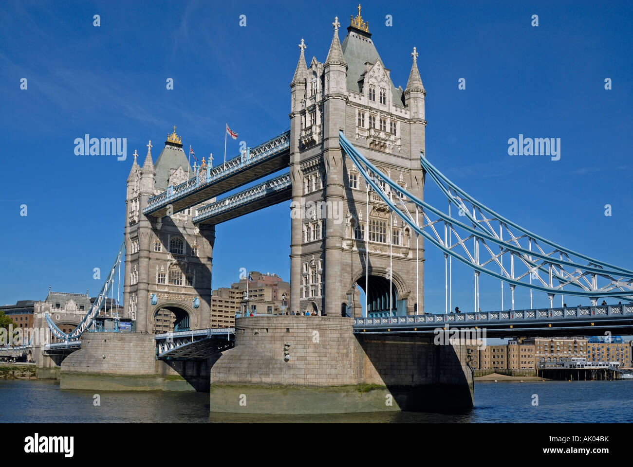 Flags tower bridge hi-res stock photography and images - Alamy