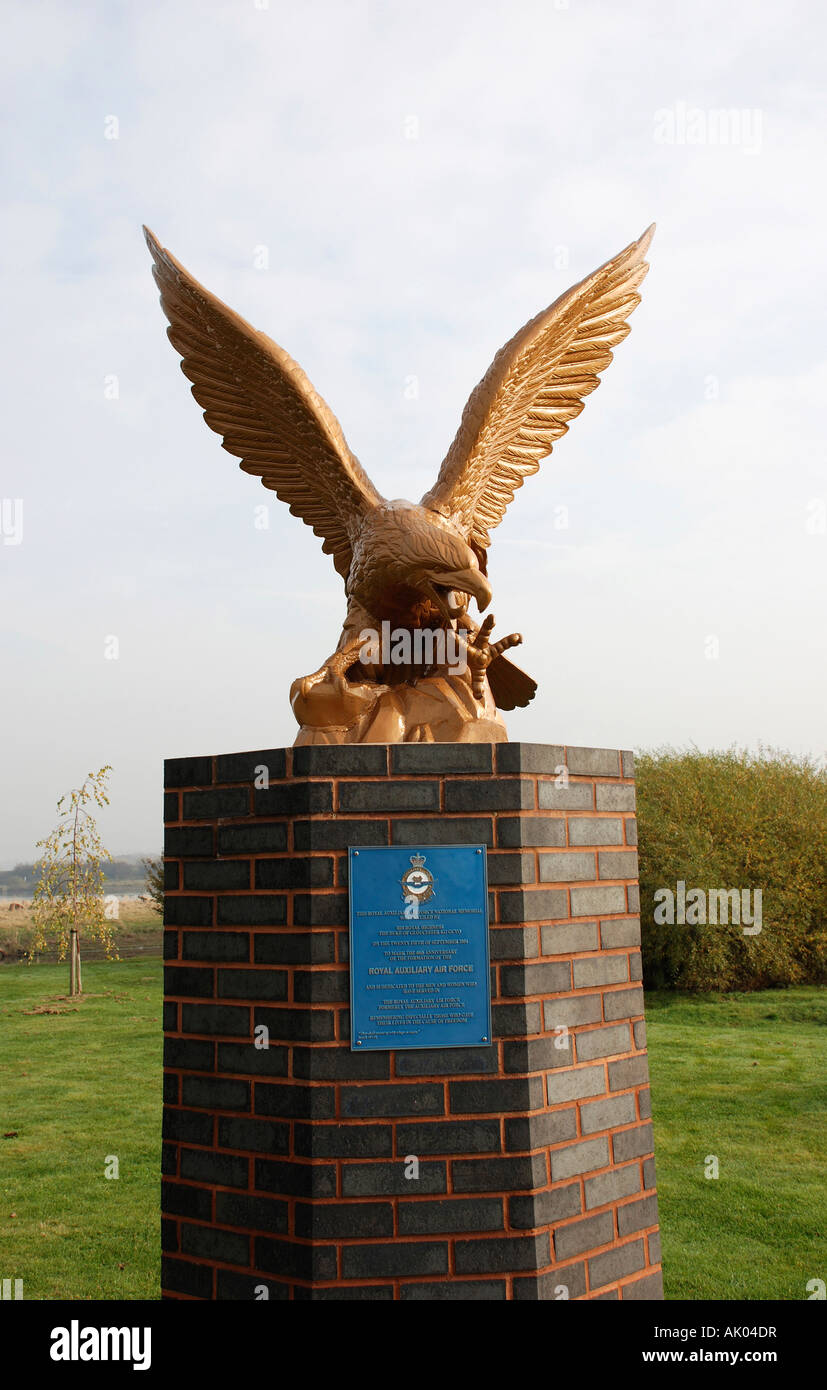 Statues national memorial arboretum staffordshire hi-res stock ...