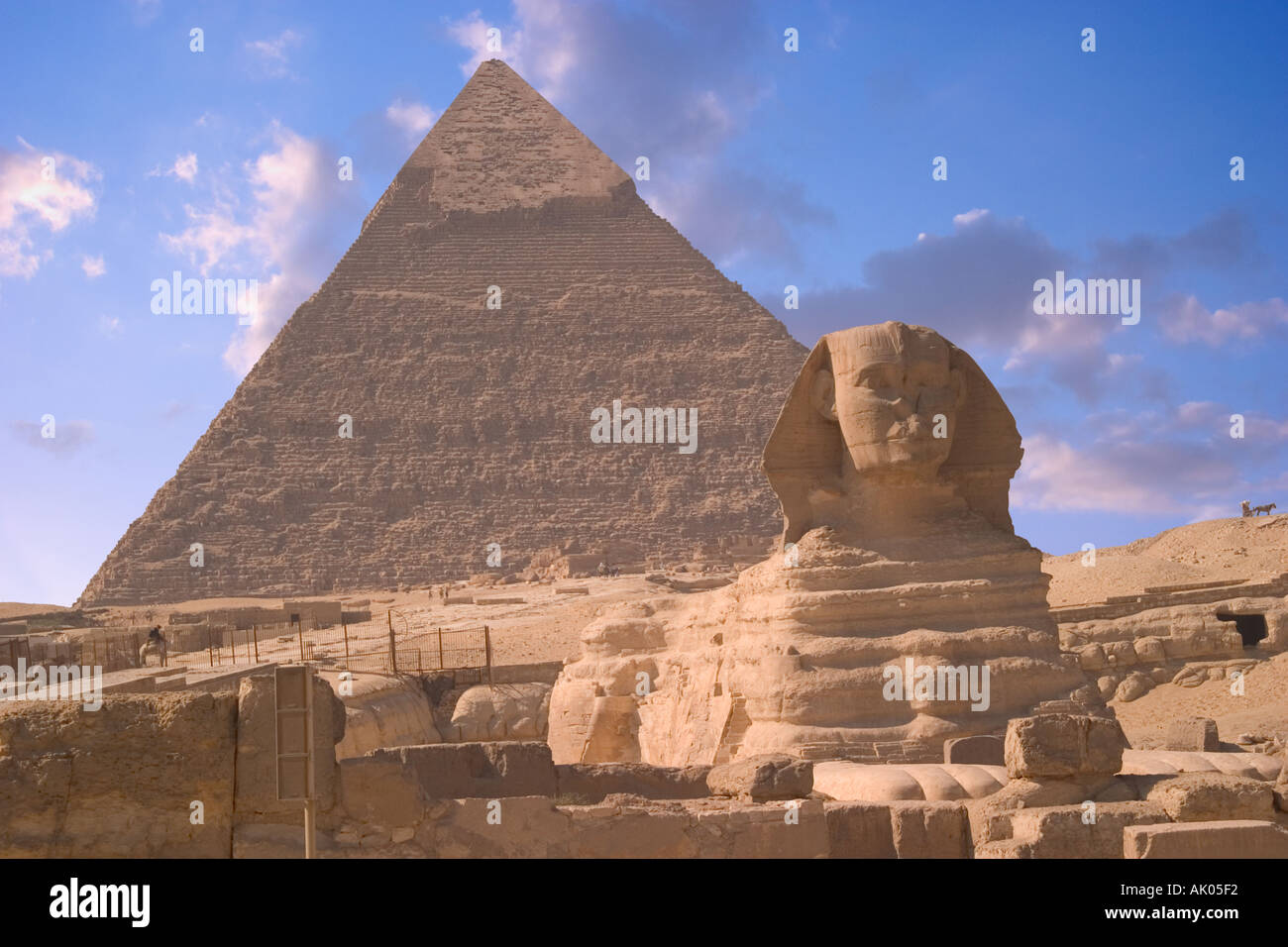 The Sphinx and Pyramid Stock Photo - Alamy