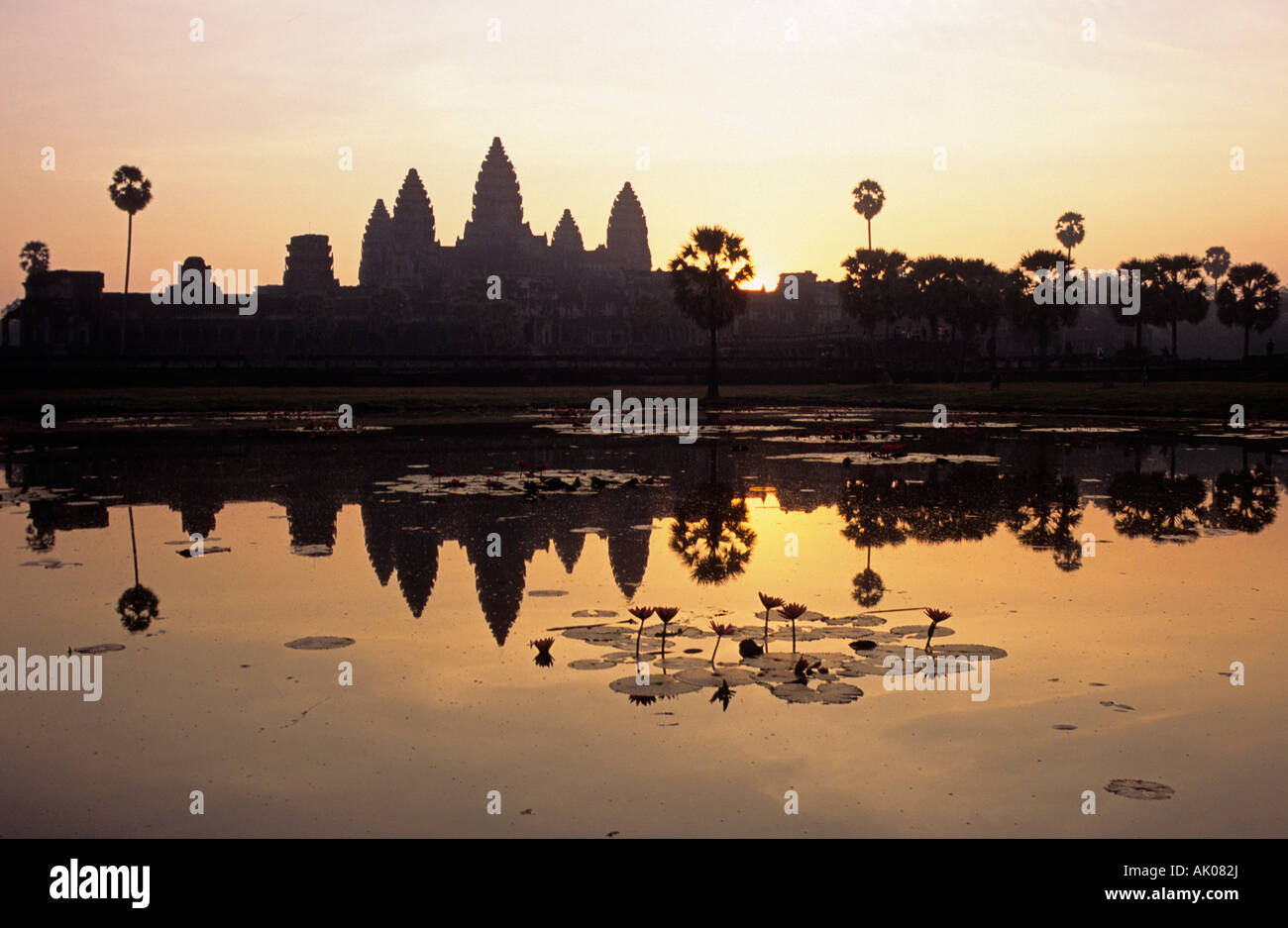 Angkor wat area hi-res stock photography and images - Alamy