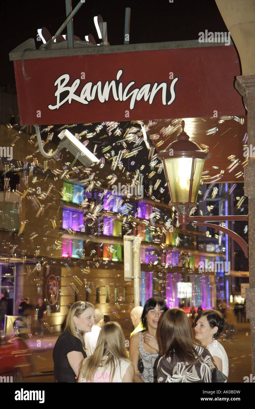 Manchester nightlife culture hi-res stock photography and images - Alamy