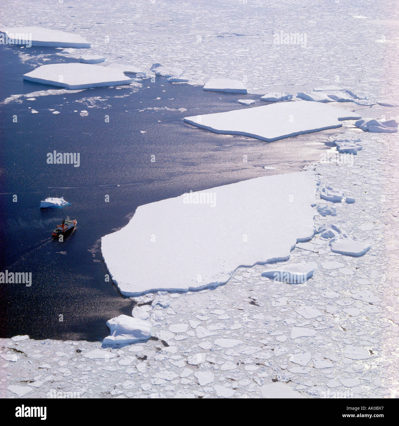 Ice floes / Eisschollen Stock Photo - Alamy