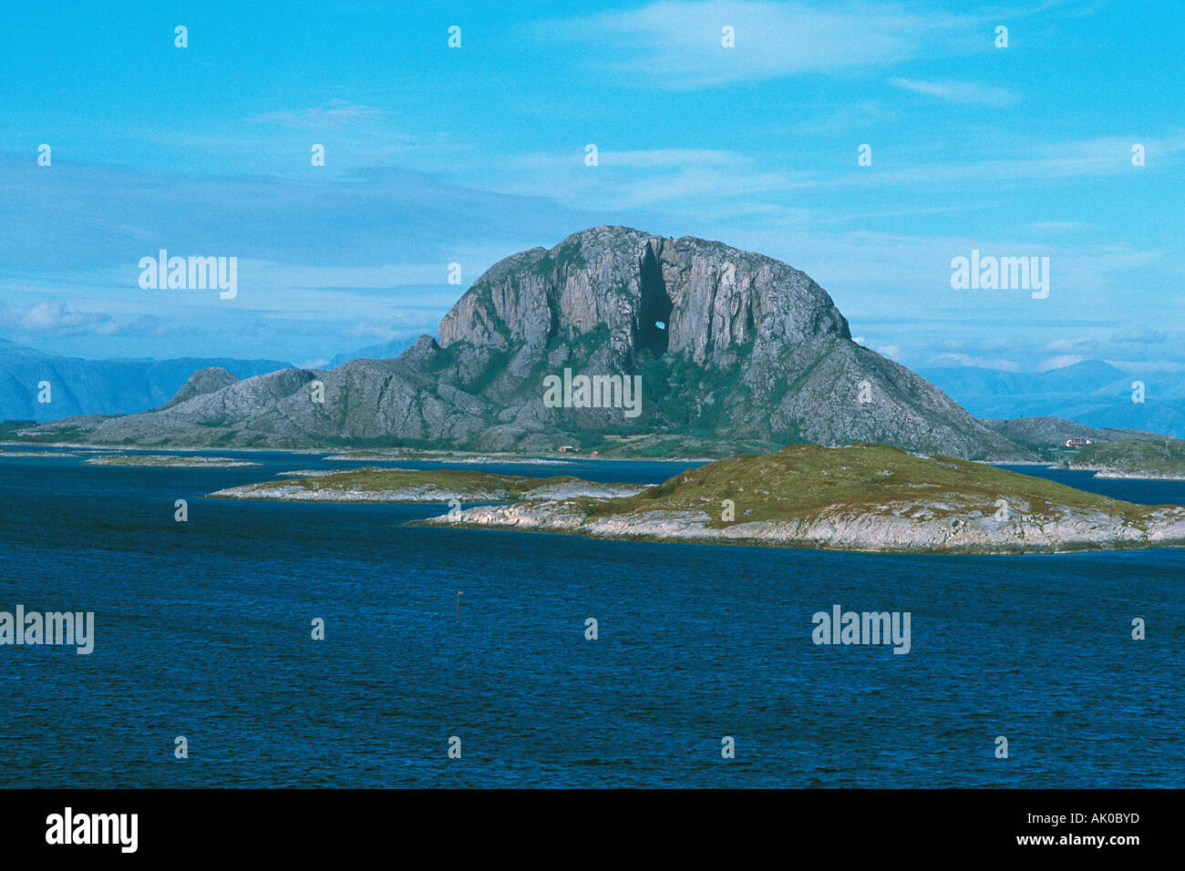 Torghatten hi-res stock photography and images - Alamy