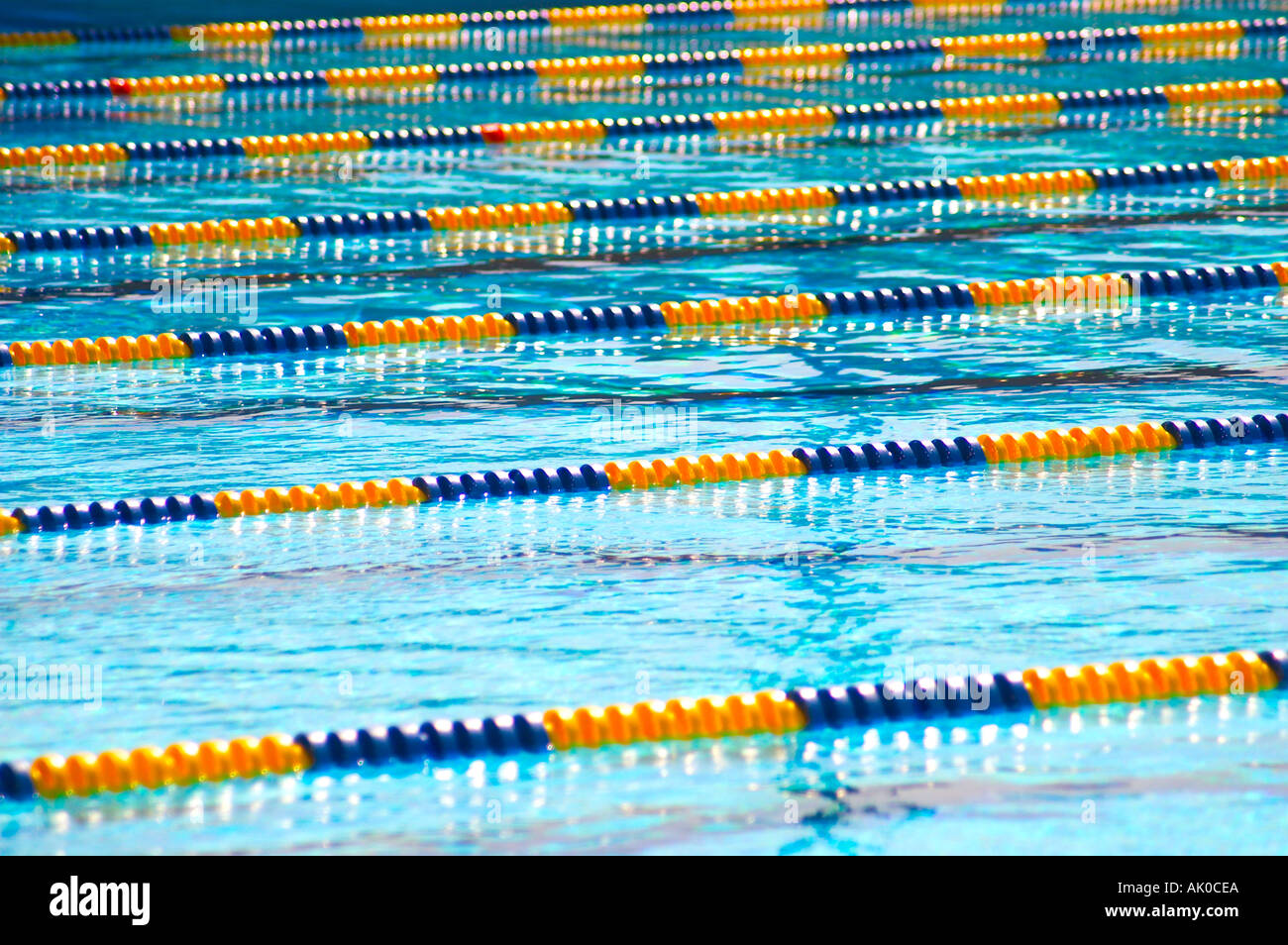 Youth swimming lessons hi-res stock photography and images - Alamy