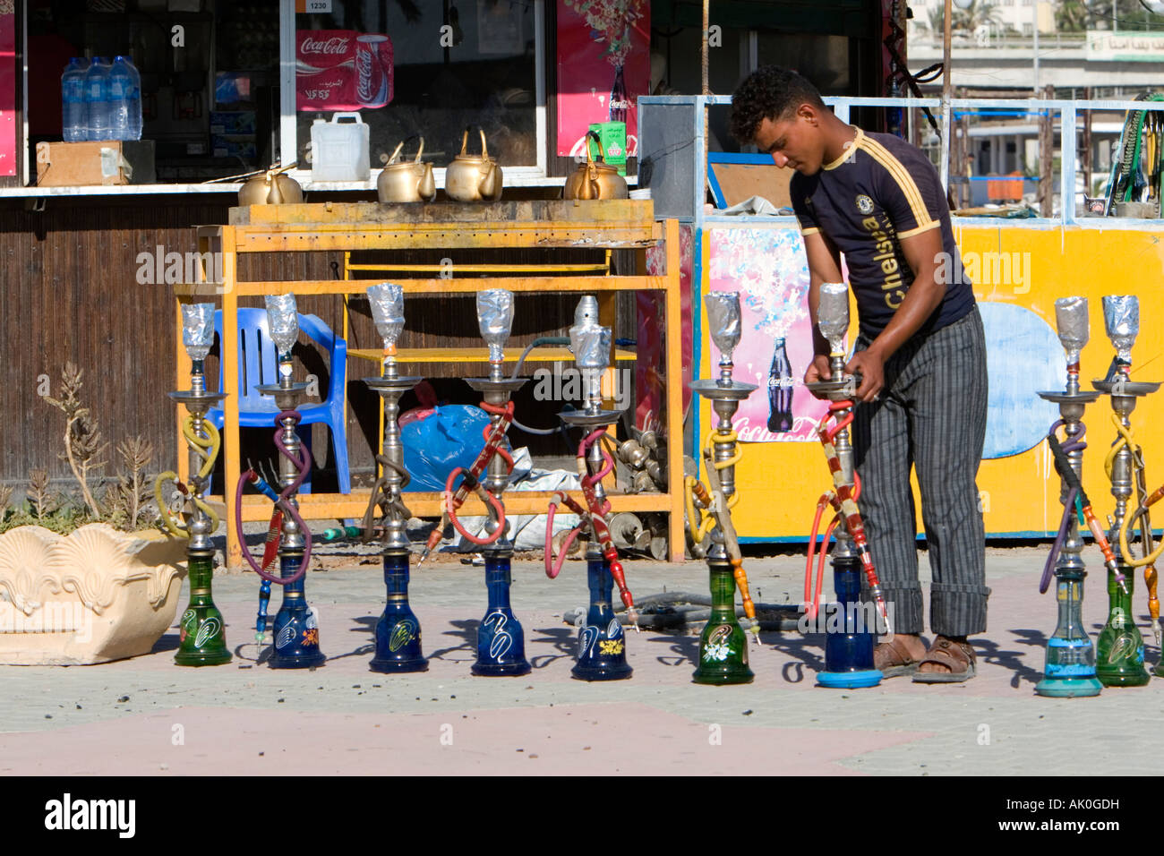 Hubbly bubbly hi-res stock photography and images - Alamy