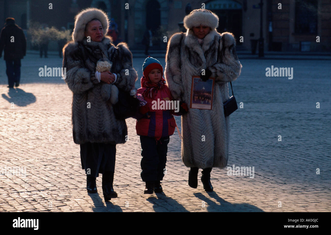 Gruppen frauen hi-res stock photography and images - Alamy