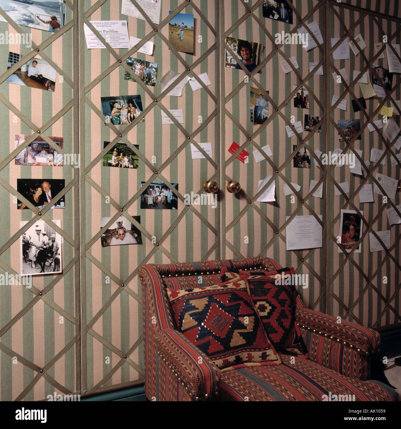 Family snaps hi-res stock photography and images - Alamy