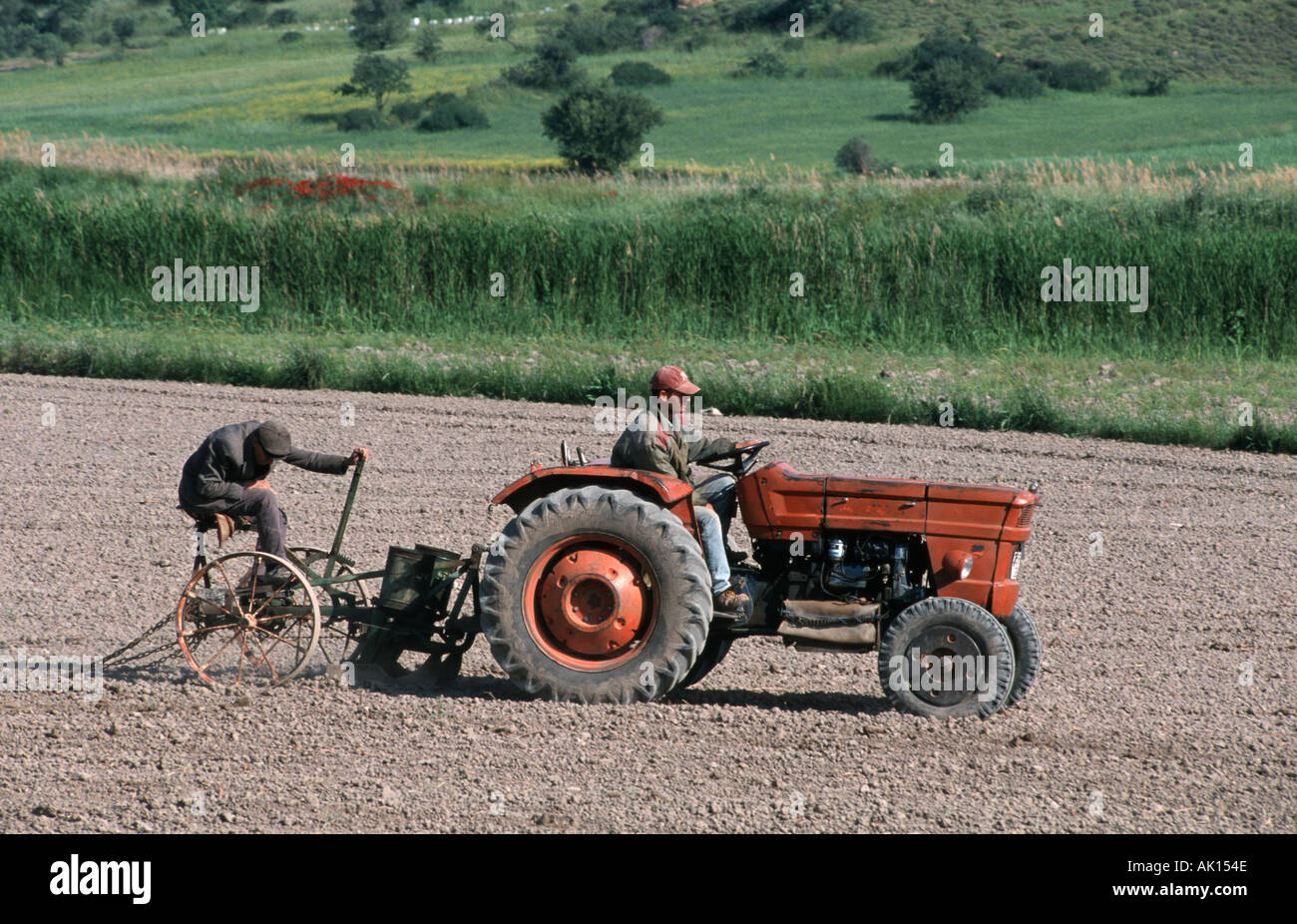 Bauer traktor sommer hi-res stock photography and images - Alamy