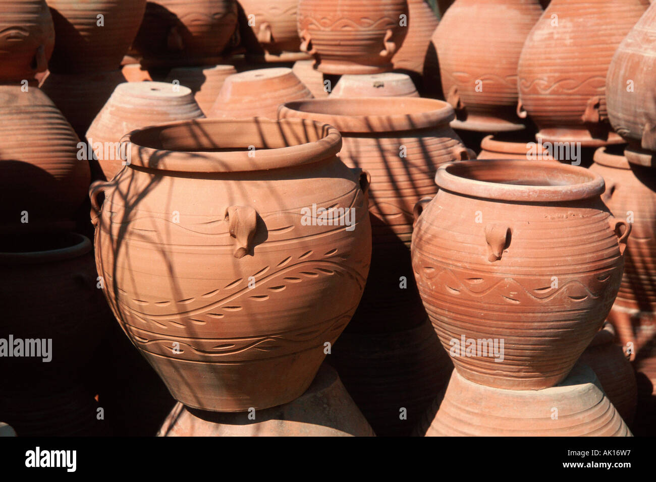 Eathenware jug / Tonkrug Stock Photo - Alamy