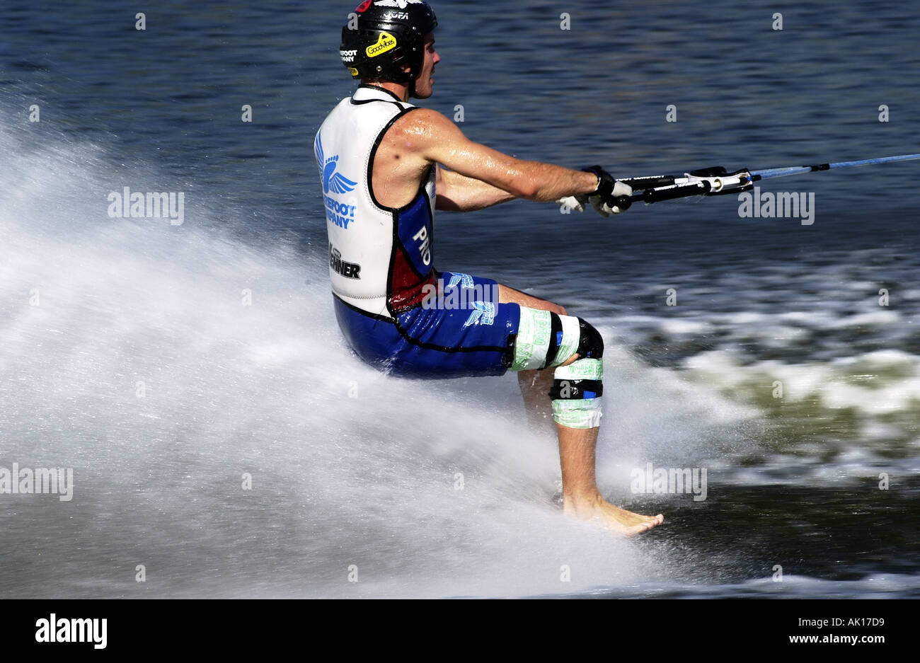 barefoot waterskier thorpe waterski Stock Photo - Alamy