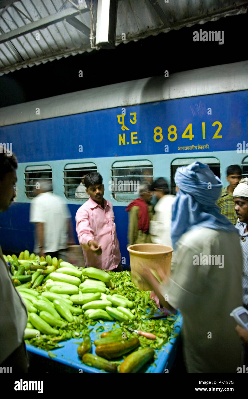 Train food trolley hi-res stock photography and images - Alamy