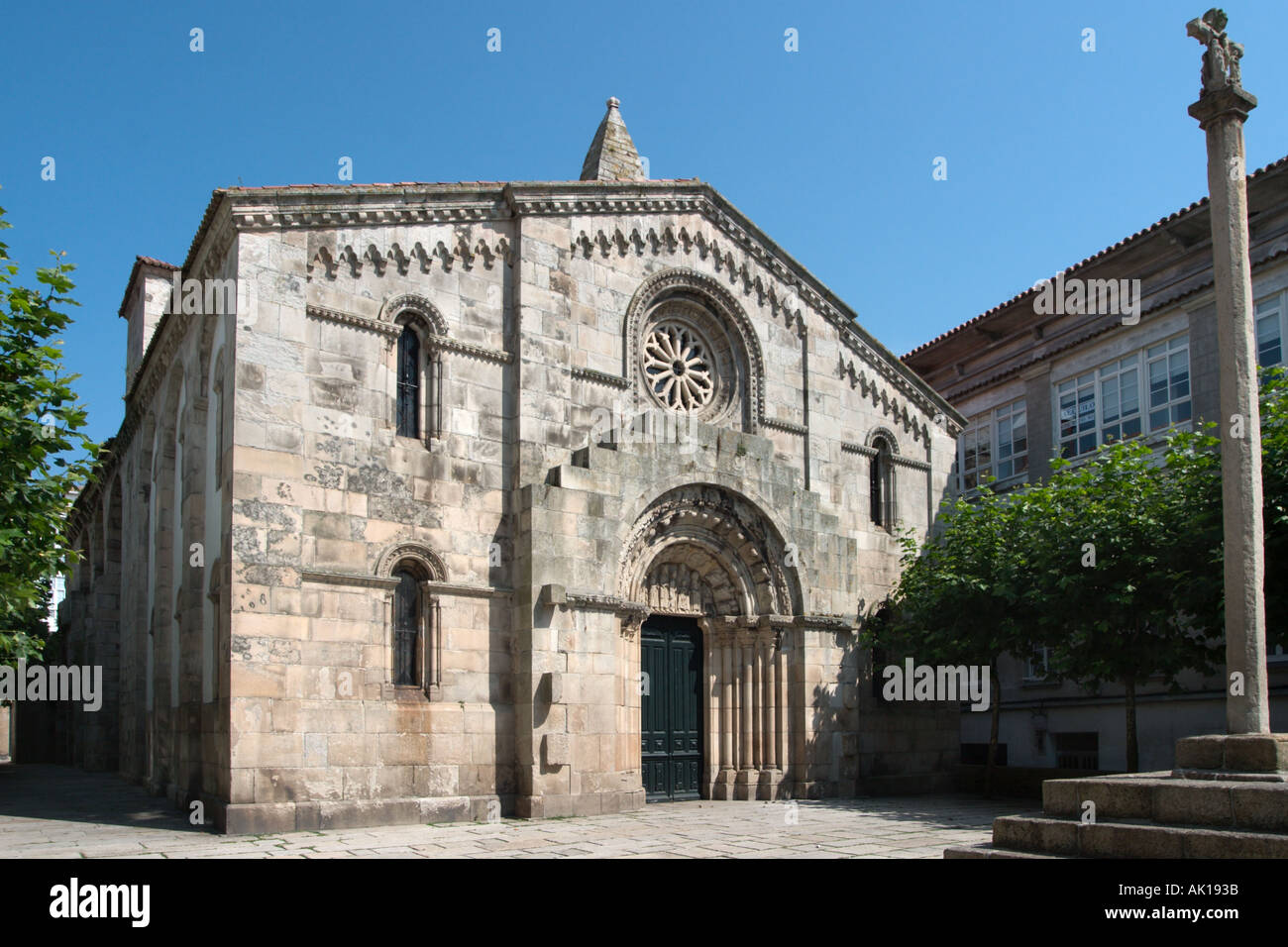Colegiata de Santa Maria del Campo, Ciudad Vieja (Old City), La Coruña ...