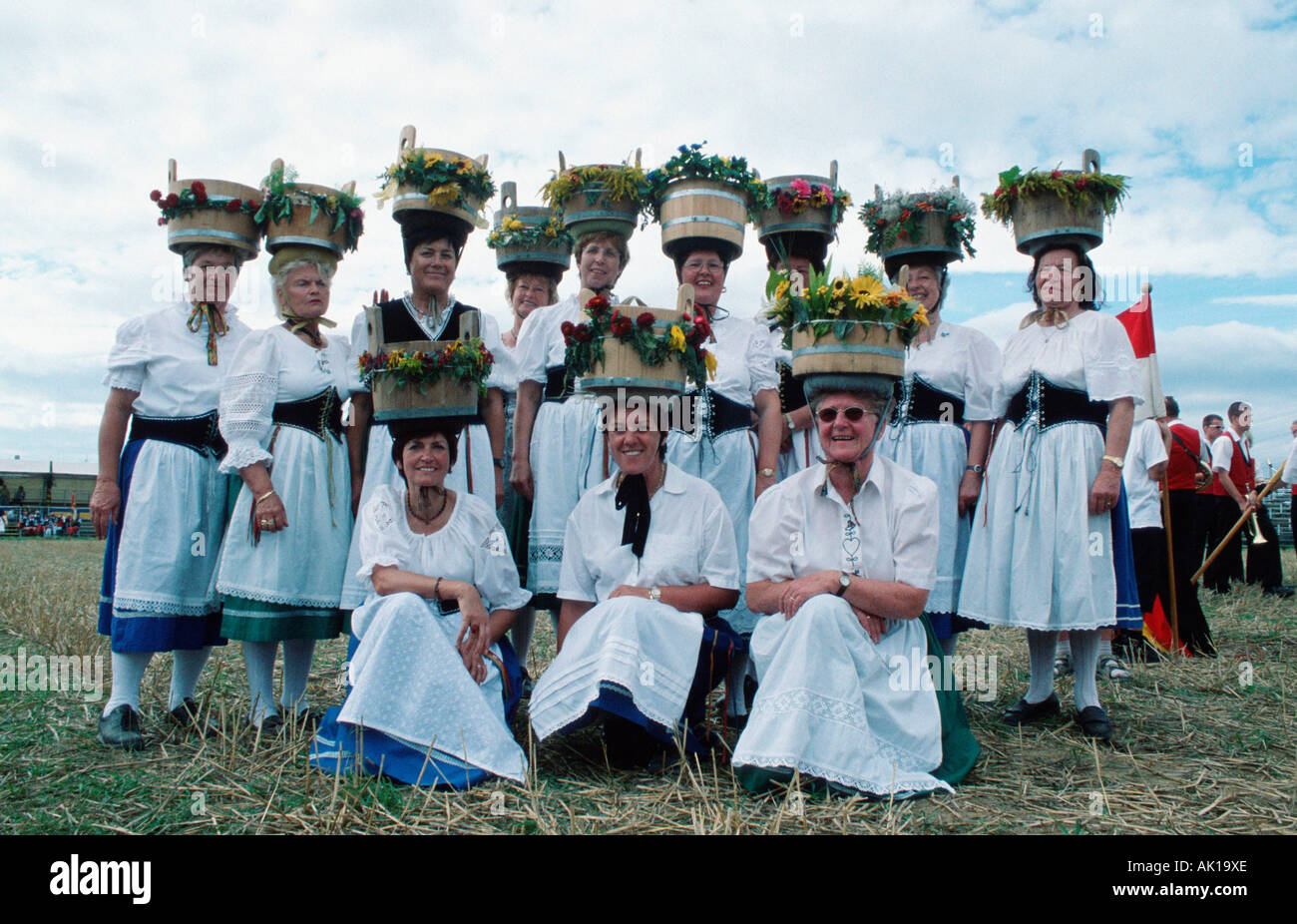 Wassertraegerinnen hi-res stock photography and images - Alamy