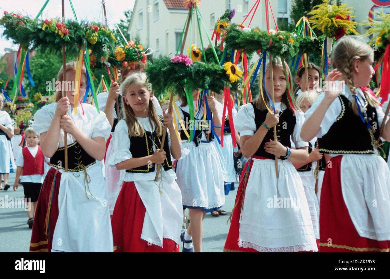 Girls in traditional clothes / Markgroeningen / Maedchen in Trachten ...