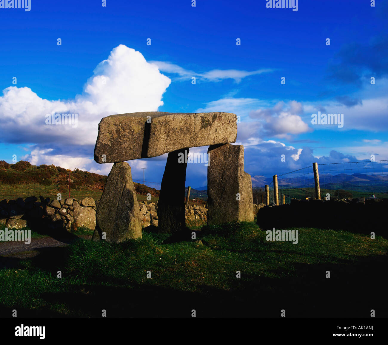 Dolmens, Legananny Dolmen, Co Down, Ireland Stock Photo - Alamy