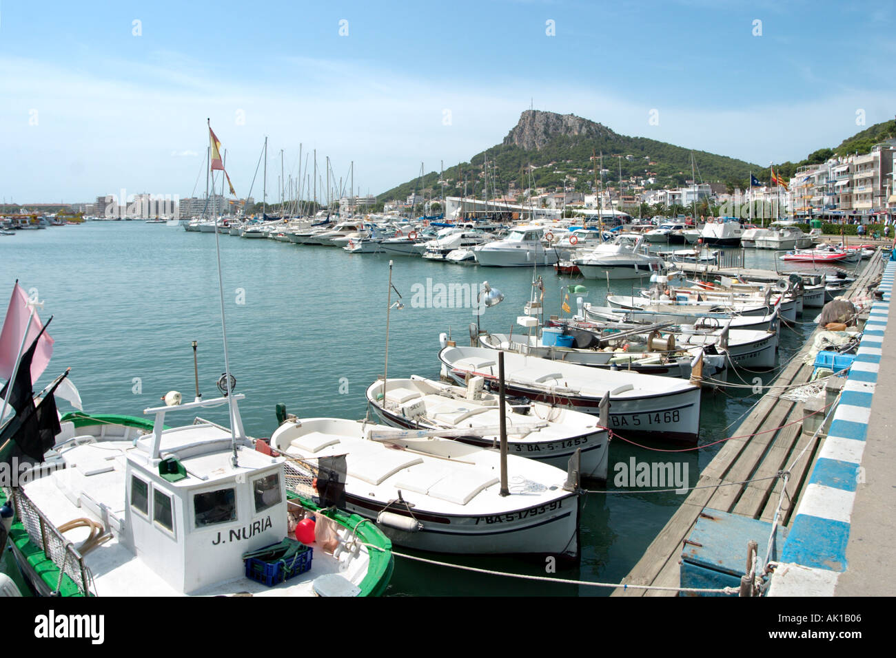 Harbour in L'Estartit, Costa Brava, Catalunya, Spain Stock Photo - Alamy