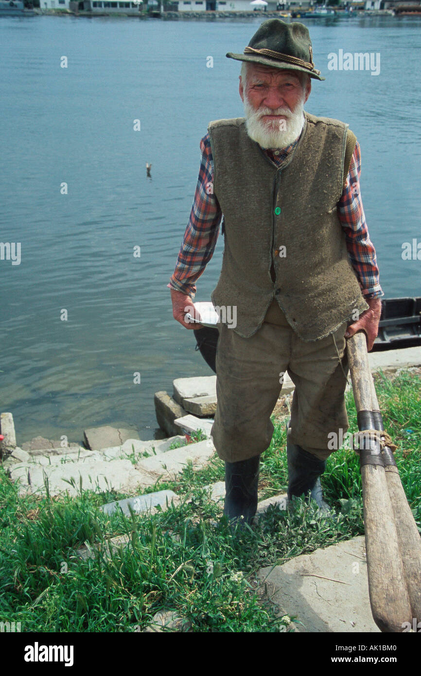 Old bearded fisherman hi-res stock photography and images - Alamy