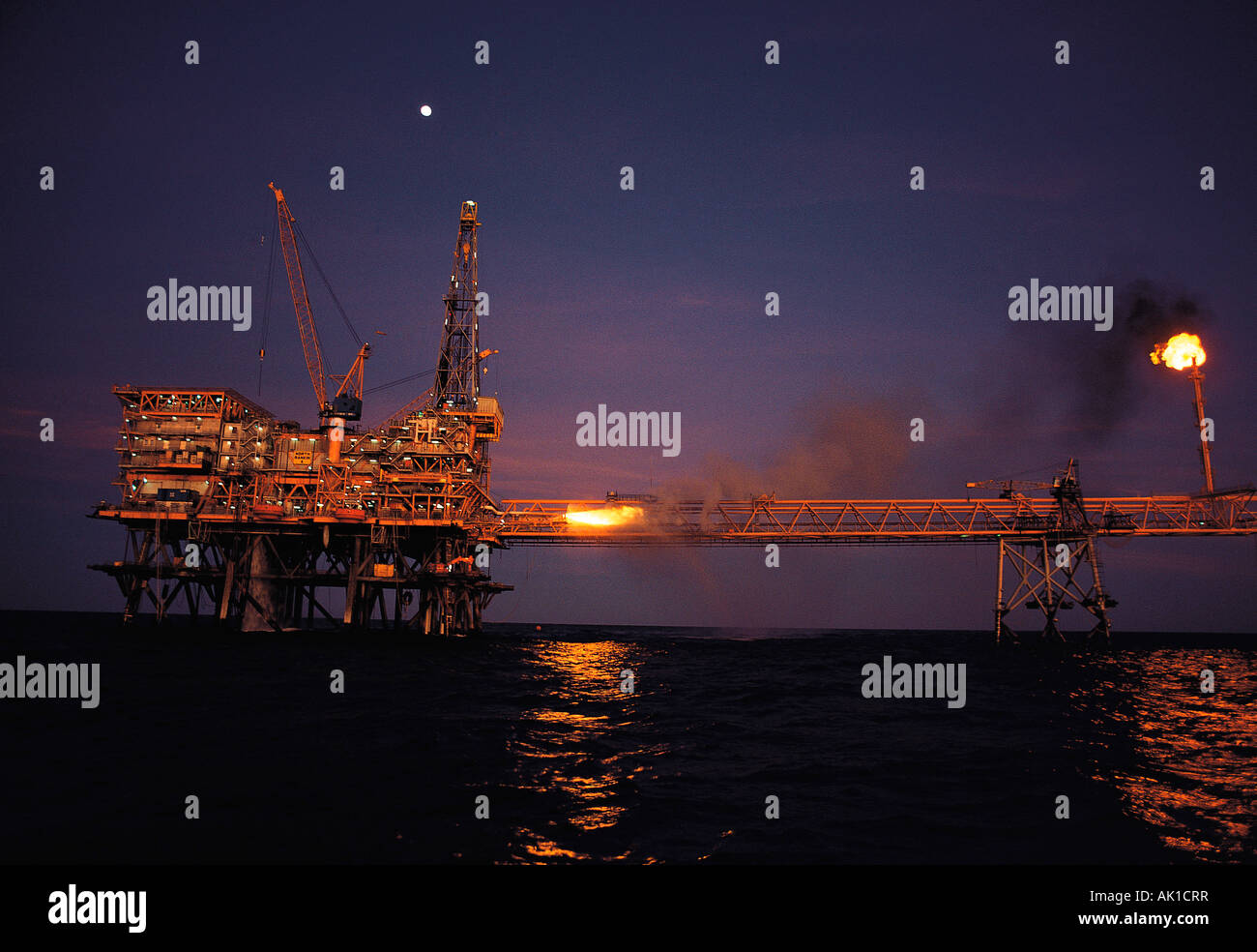 Offshore Oil Rig Crane High Resolution Stock Photography and Images - Alamy