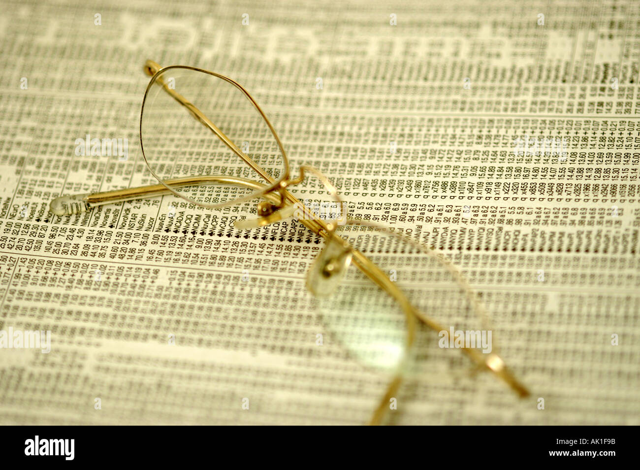 Goldrimmed hi-res stock photography and images - Alamy