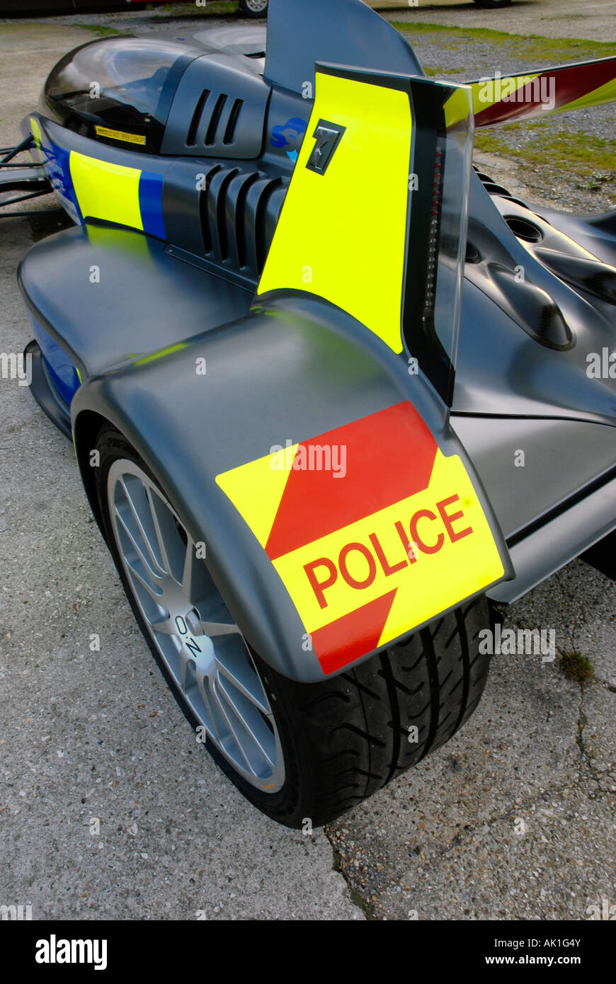 T1 supercar police markings britain hi-res stock photography and images ...