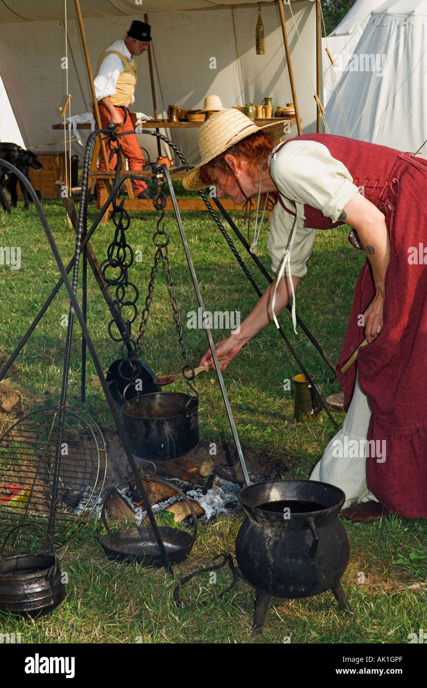 Medieval cooking hi-res stock photography and images - Alamy