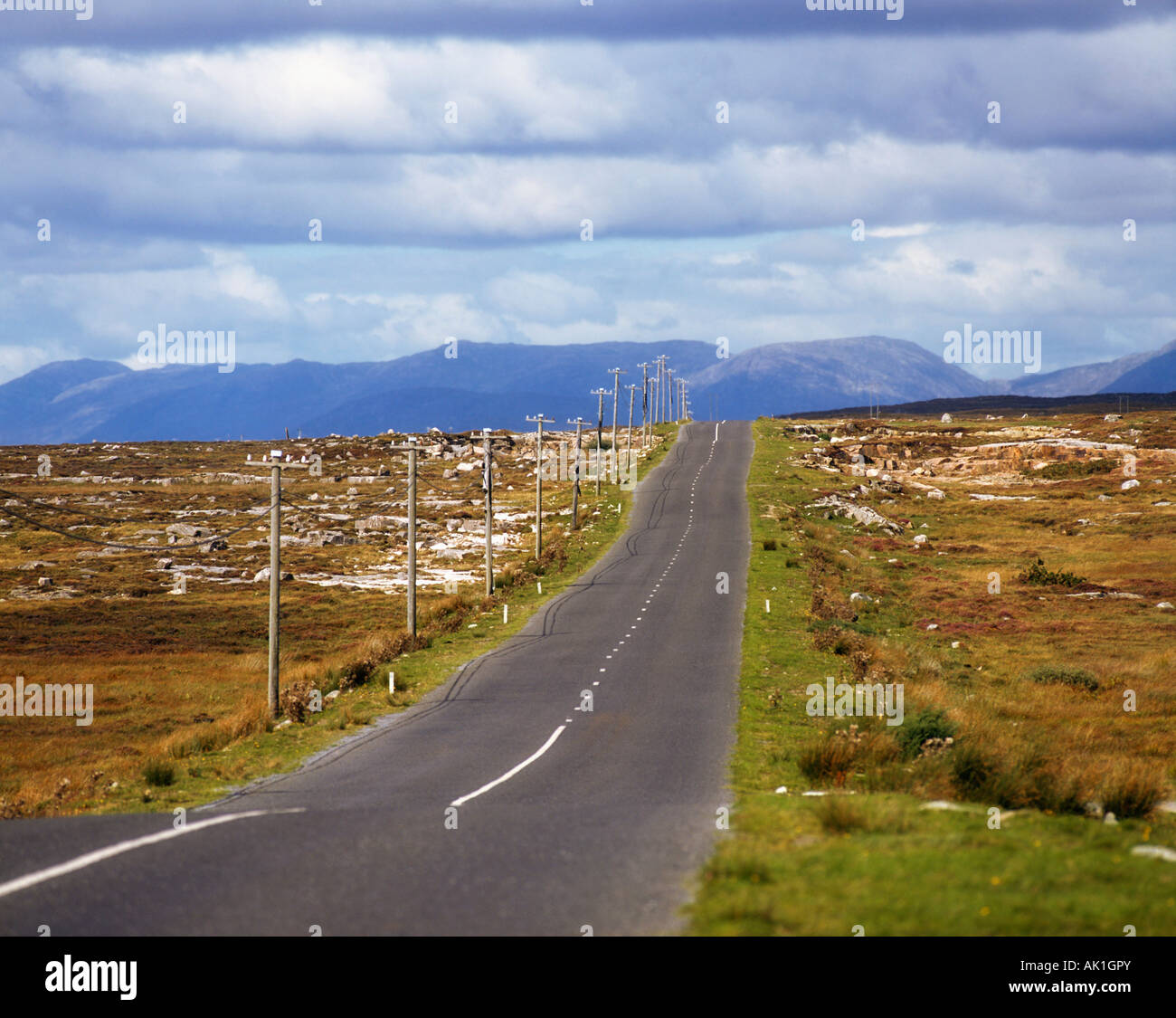 Rural_road hi-res stock photography and images - Alamy