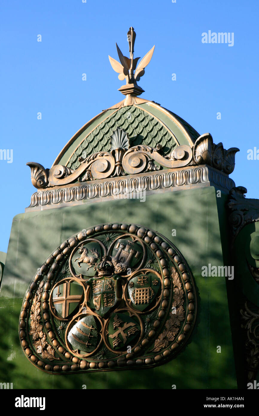 hammersmith bridge approach coat of arms details over river thames ...