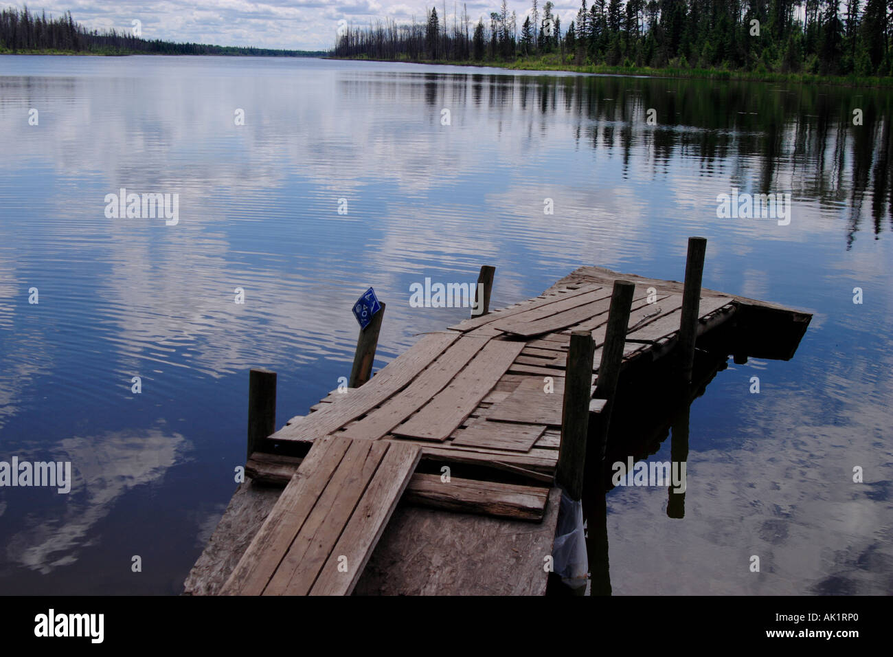 Abandoned boating lake hi-res stock photography and images - Alamy
