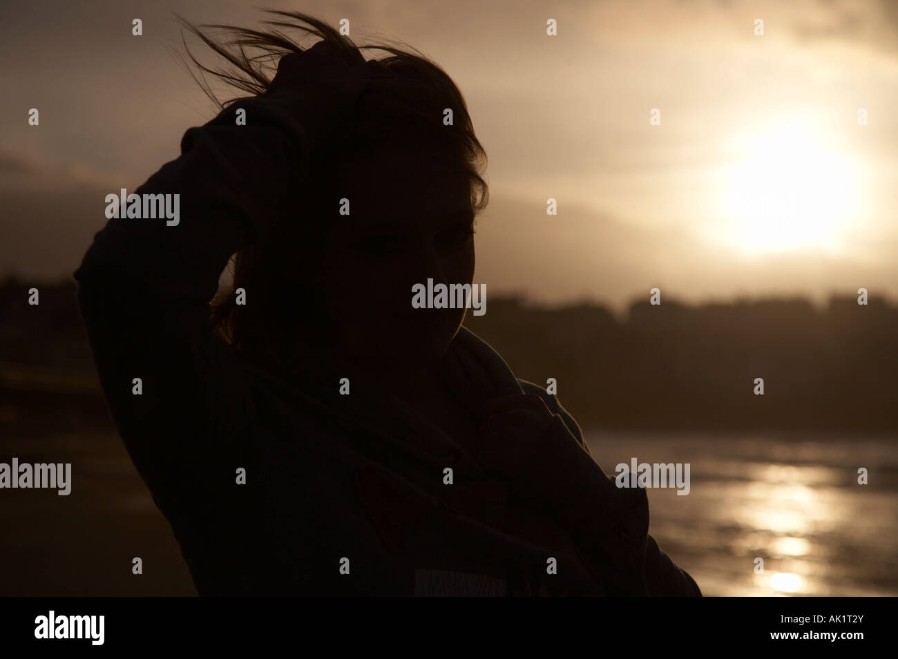 Distressed woman silhouette hi-res stock photography and images - Alamy