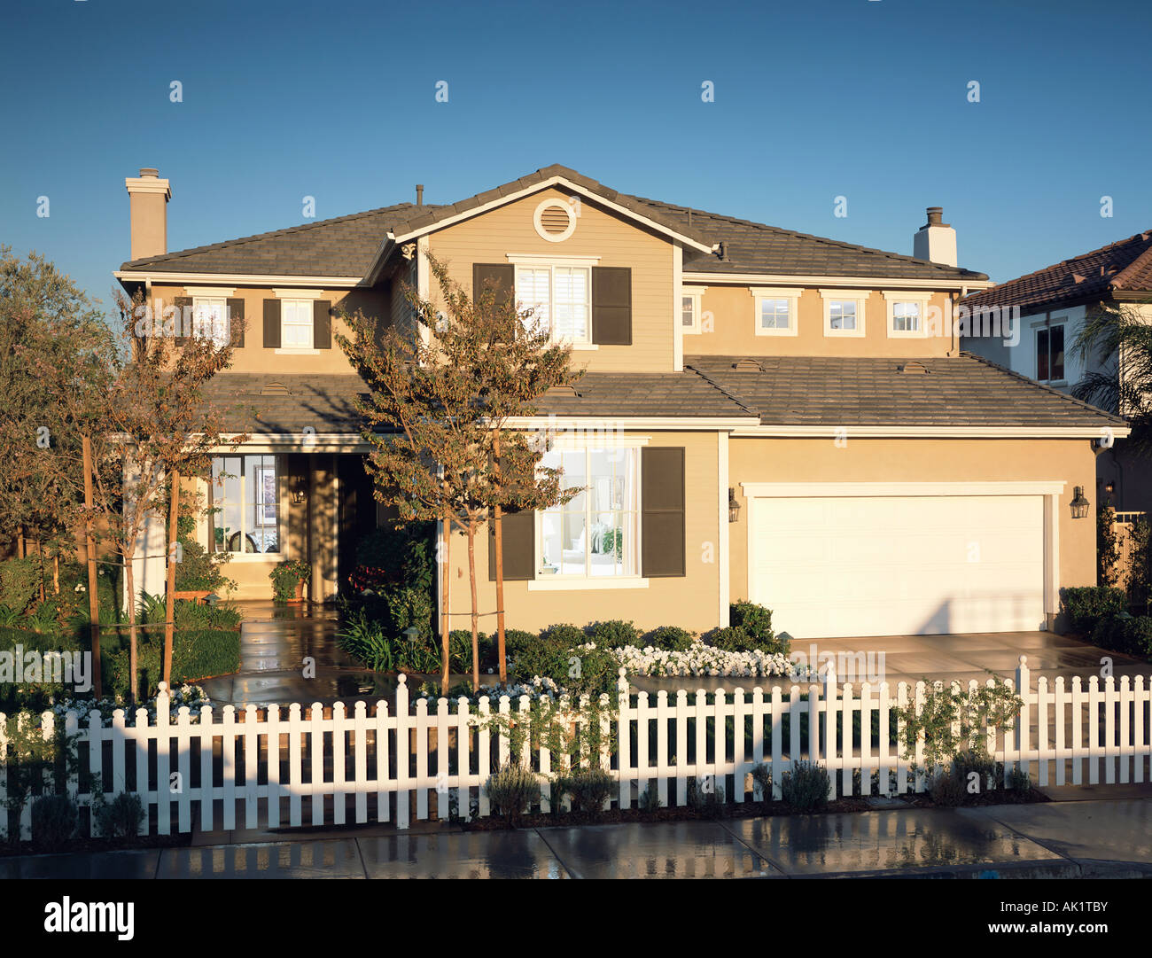 Front Exterior of Traditional Home Stock Photo - Alamy