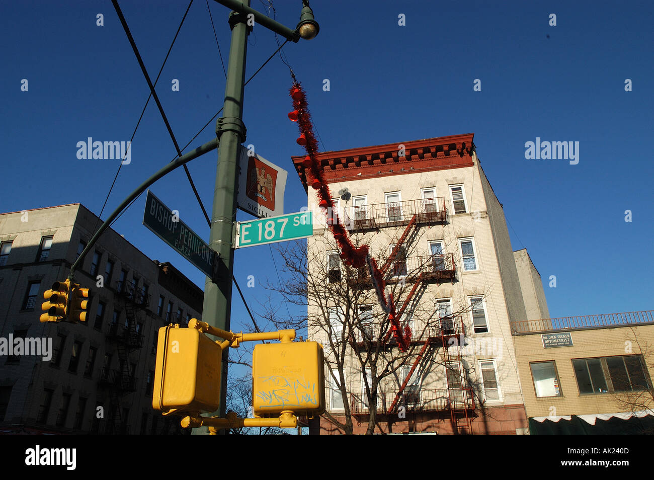 Bronx New York buildings daytime Stock Photo - Alamy