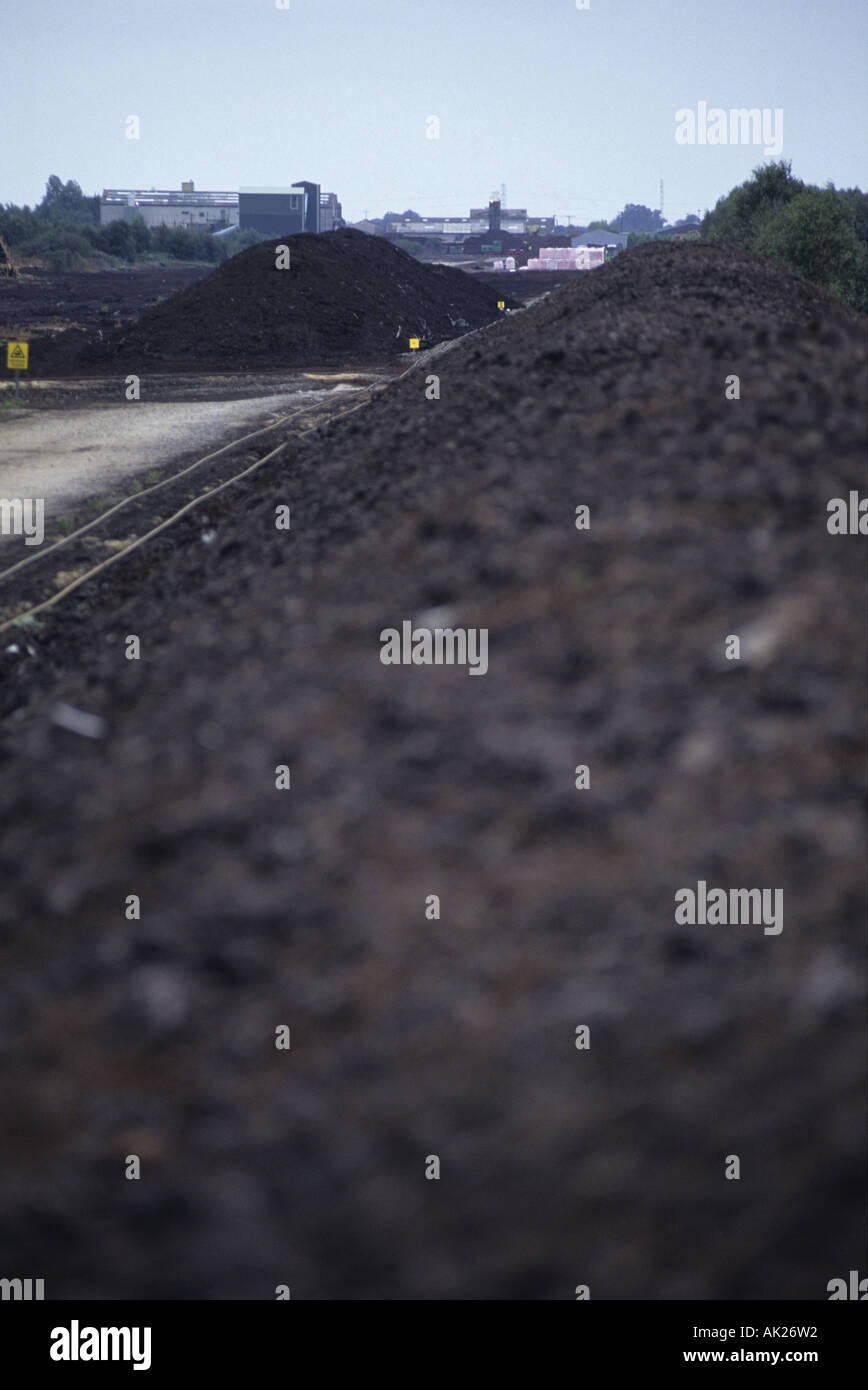 Peat extracting hi-res stock photography and images - Alamy