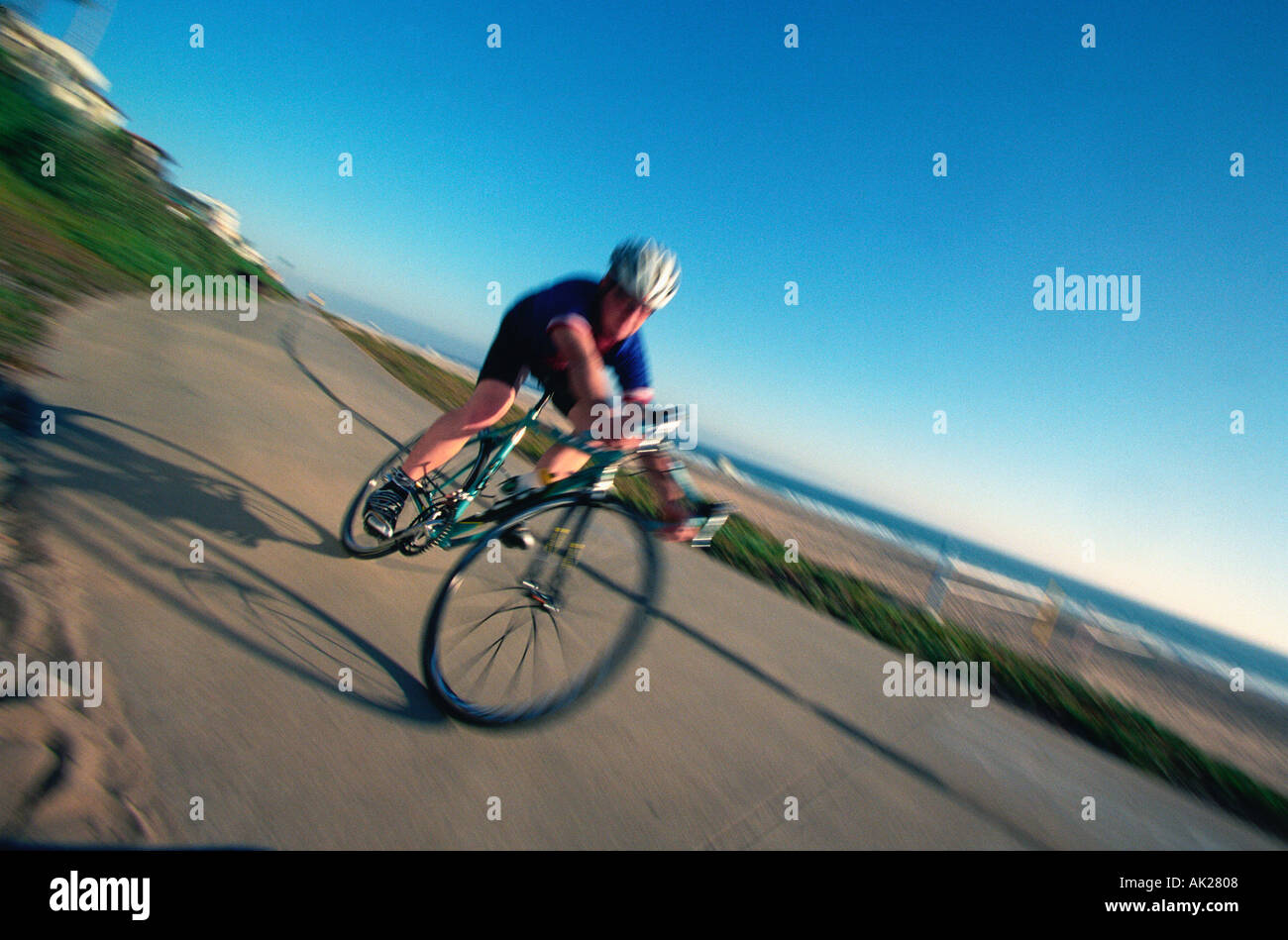 The strand bike path hi-res stock photography and images - Alamy