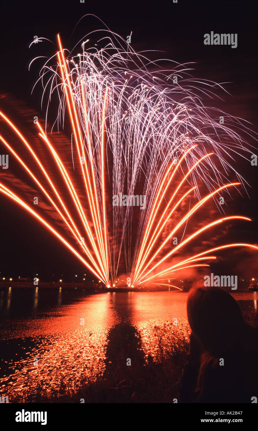Single and colorful firework hi-res stock photography and images - Alamy
