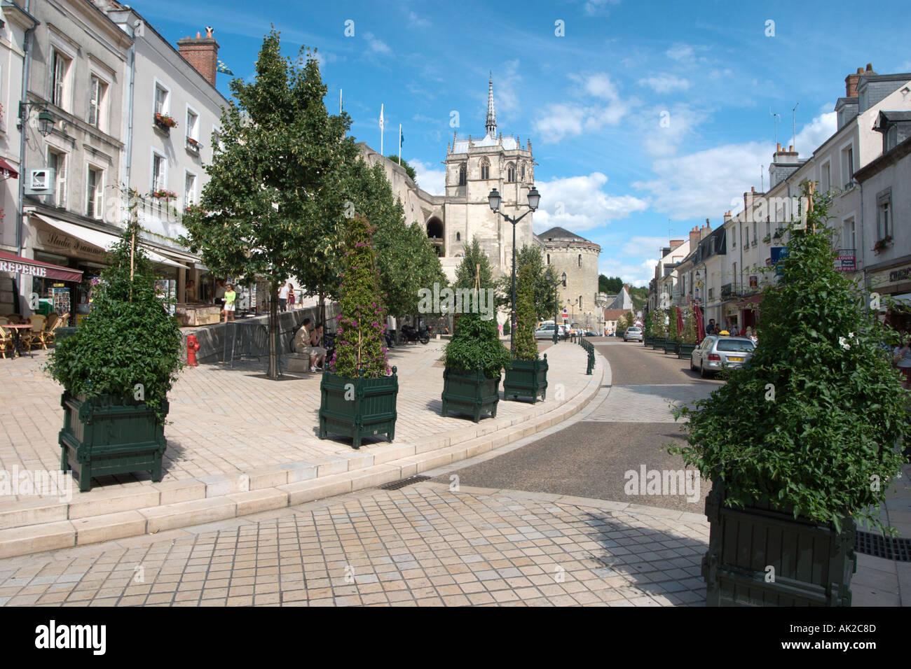Old Town outside the Chateau d'Amboise, The Loire Valley, France Stock ...