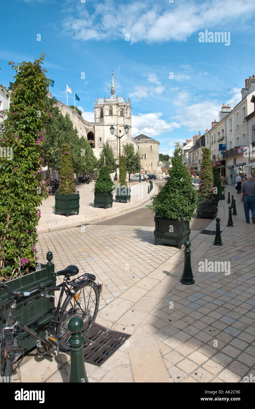 Old Town outside the Chateau d'Amboise, The Loire Valley, France Stock ...