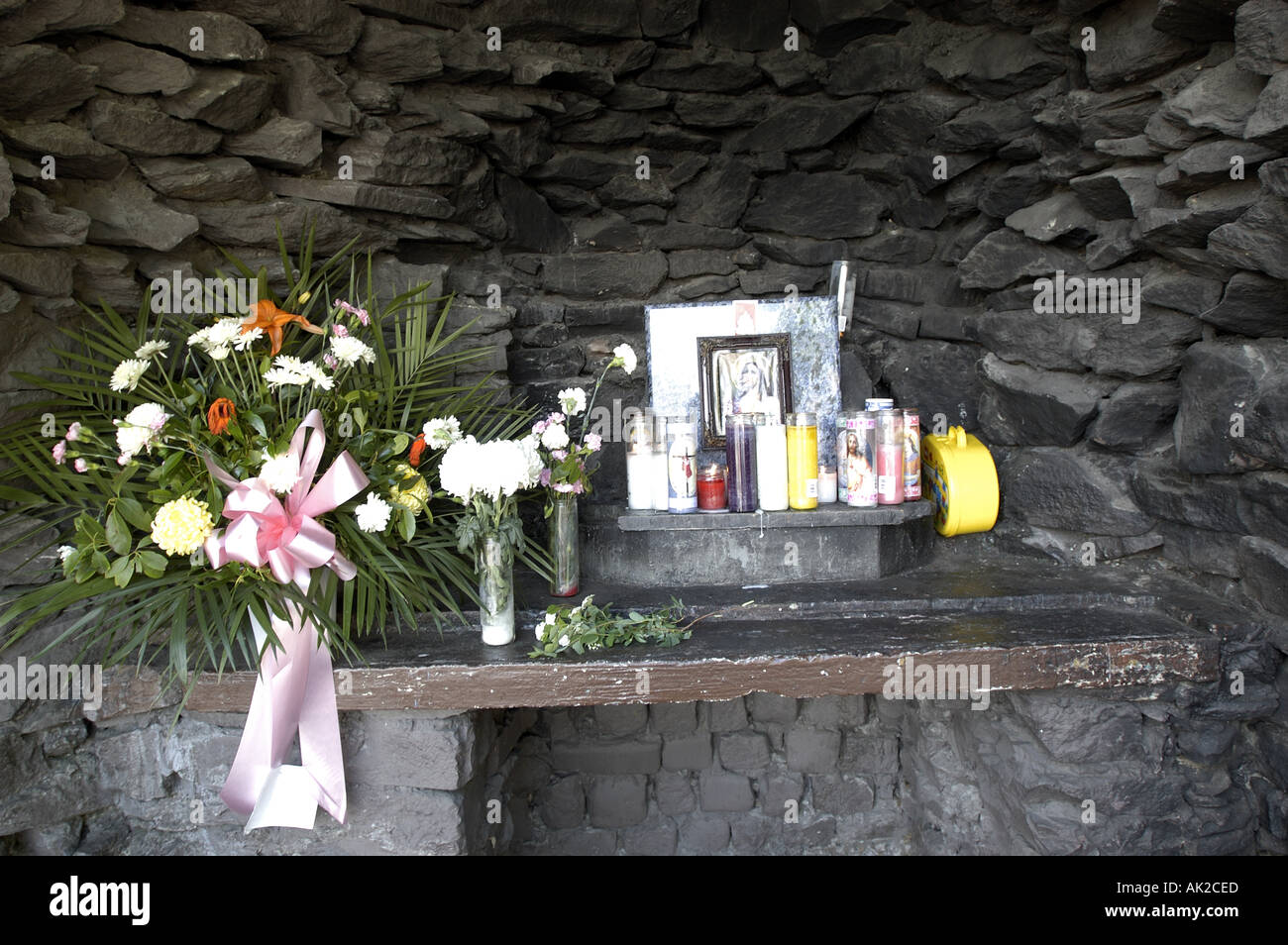 Altar niche hi-res stock photography and images - Alamy