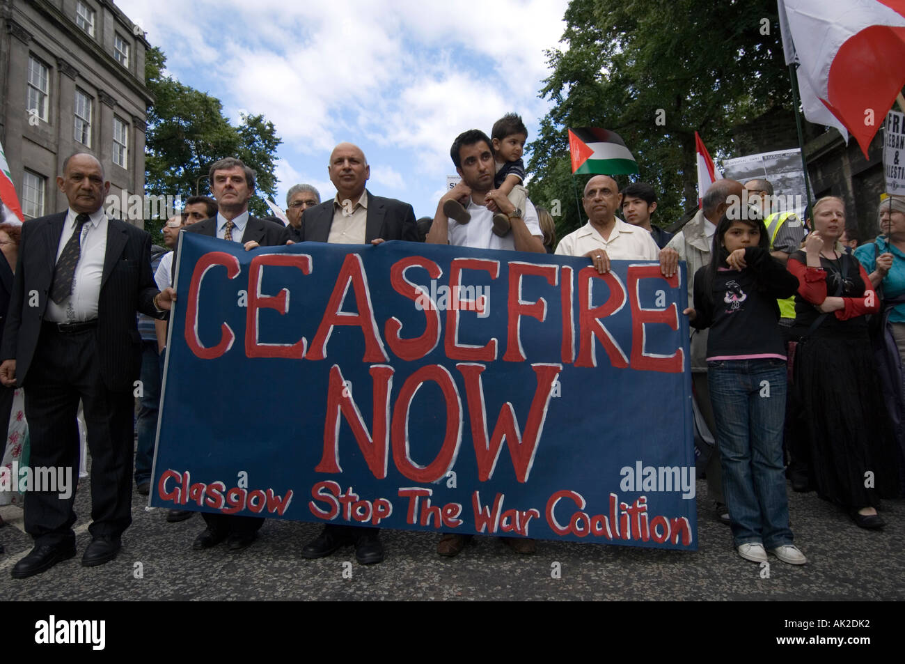 Ceasefire now banner hi-res stock photography and images - Alamy
