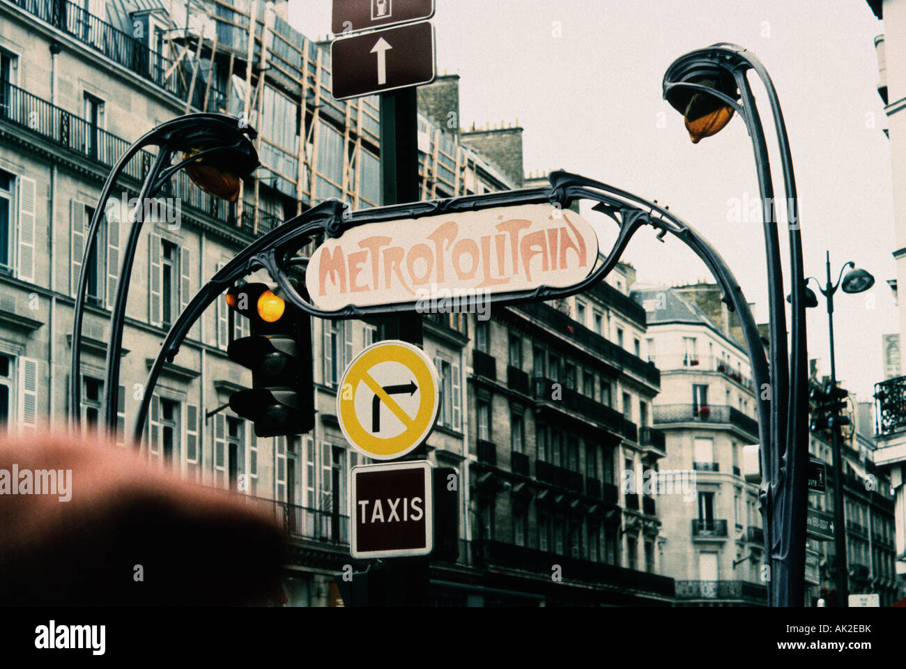 Sign hector guimard design hi-res stock photography and images - Alamy