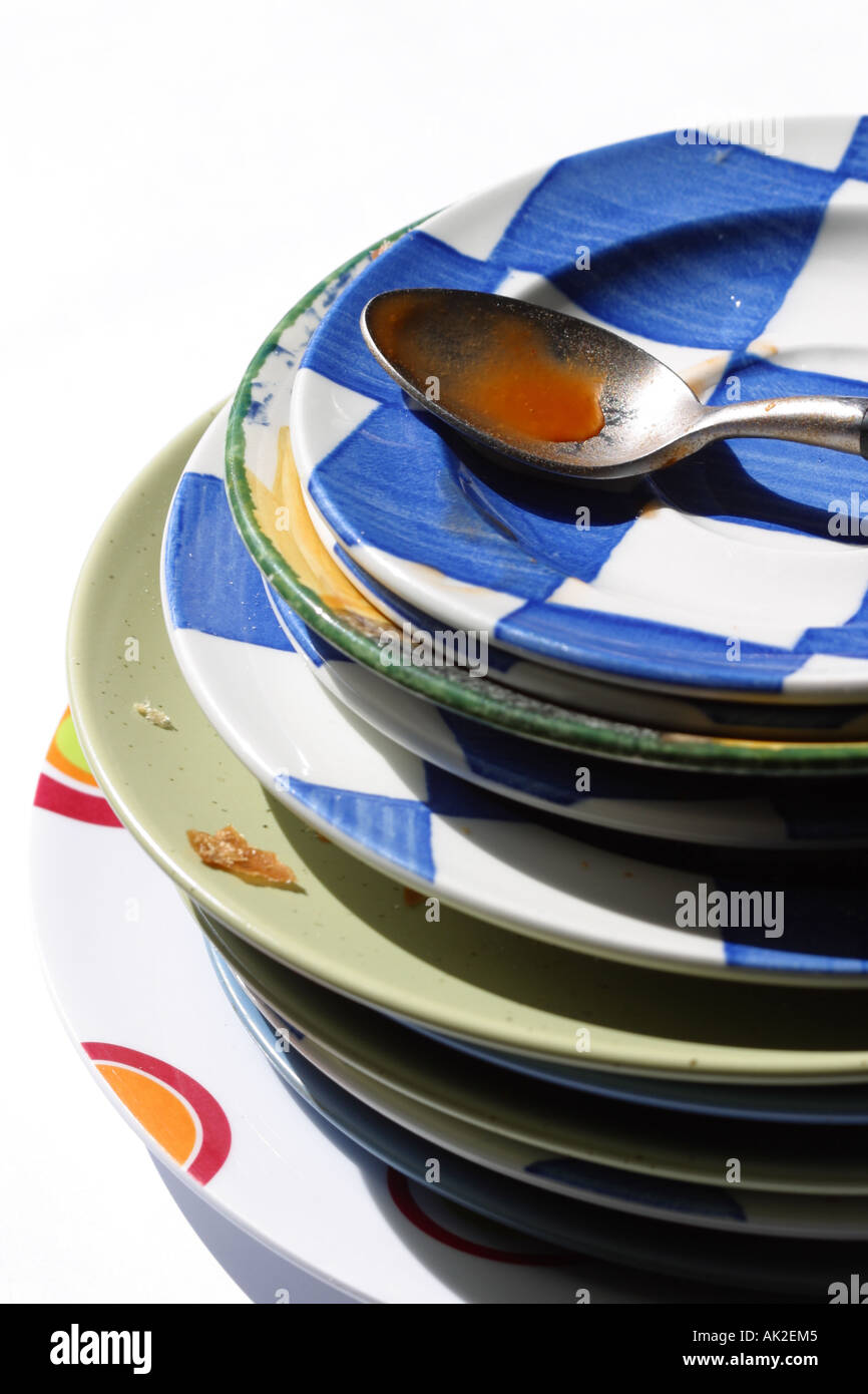 Dirty plates stack hi-res stock photography and images - Alamy
