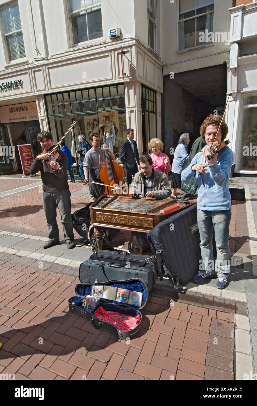 Ireland Dublin Grafton Street buskers Stock Photo - Alamy
