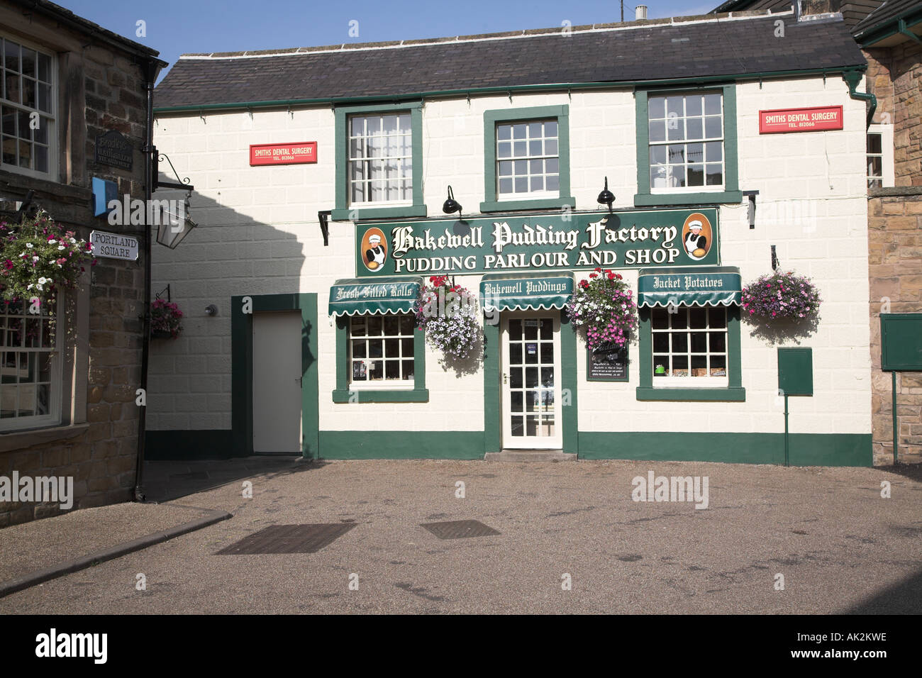 Bakewell Pudding factory shop Bakewell, Peak District national park ...