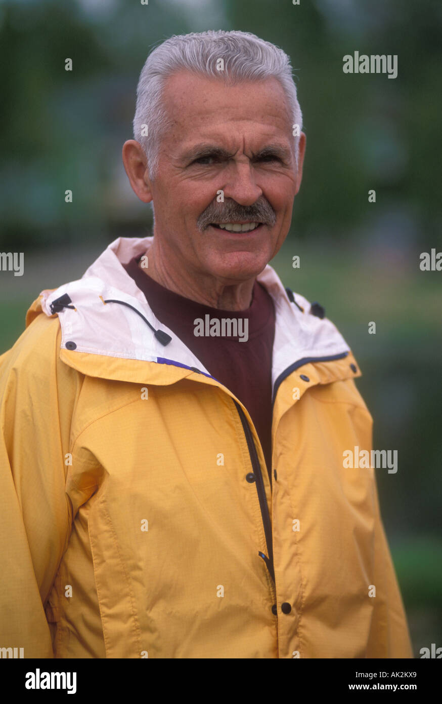 Old distinguished man hi-res stock photography and images - Alamy