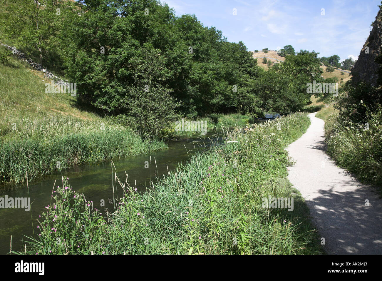 River Dove and Dovedale Peak District national park, Derbyshire ...