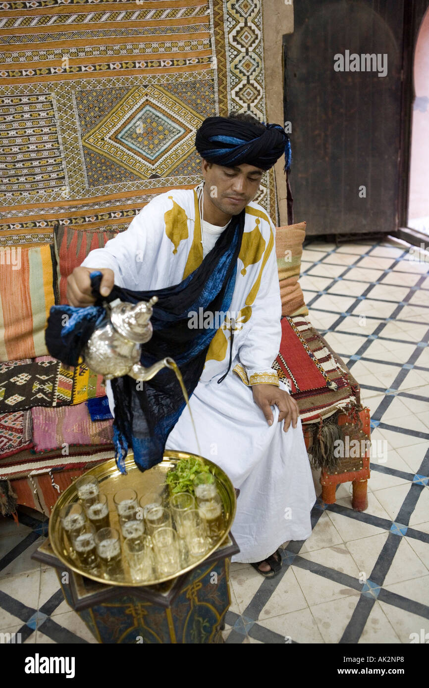 Maghrebian man hi-res stock photography and images - Alamy
