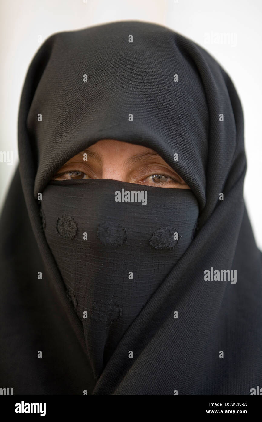 Niqab hi-res stock photography and images - Alamy