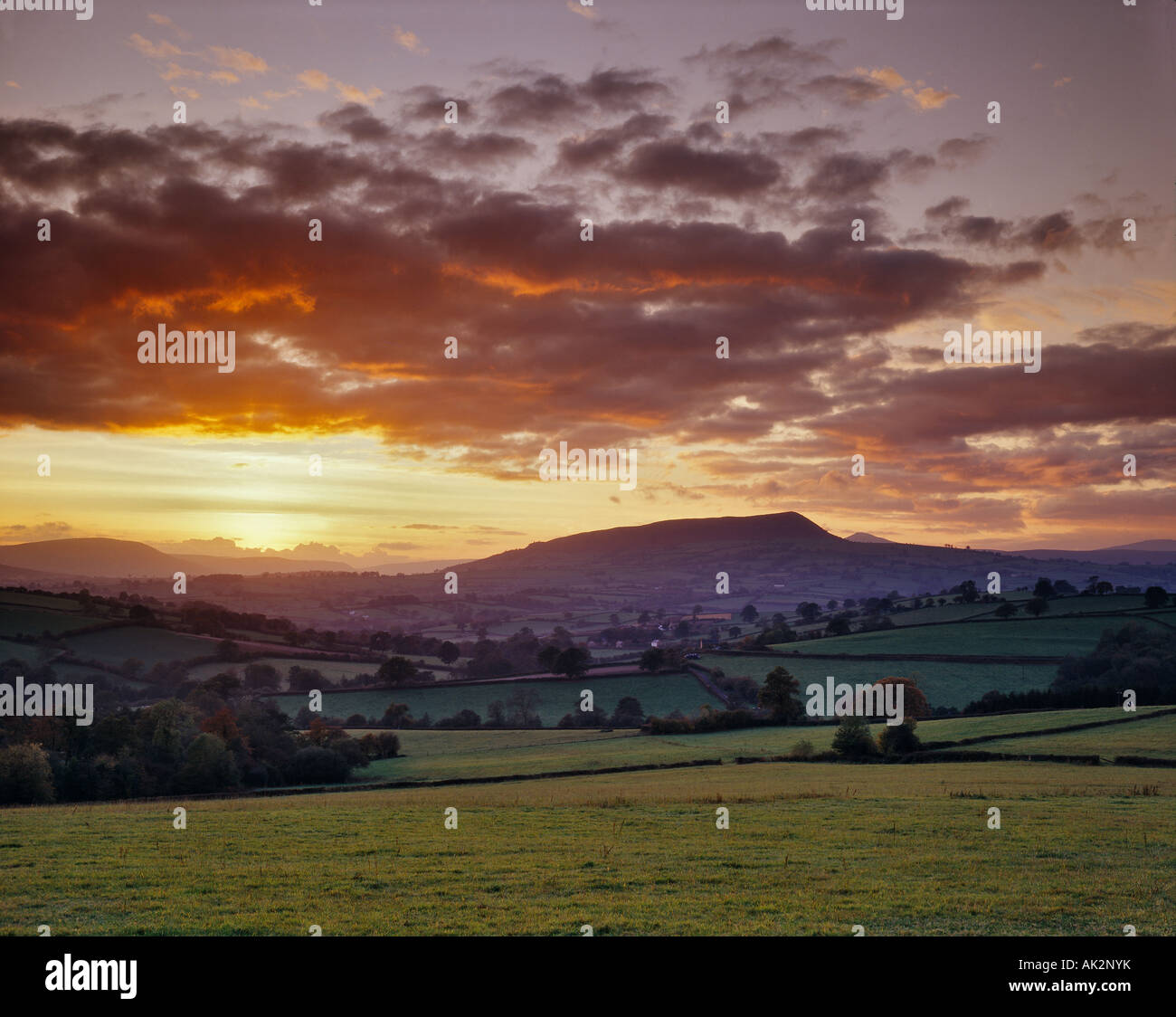 Skirrid fawr mountain black mountains hi-res stock photography and ...